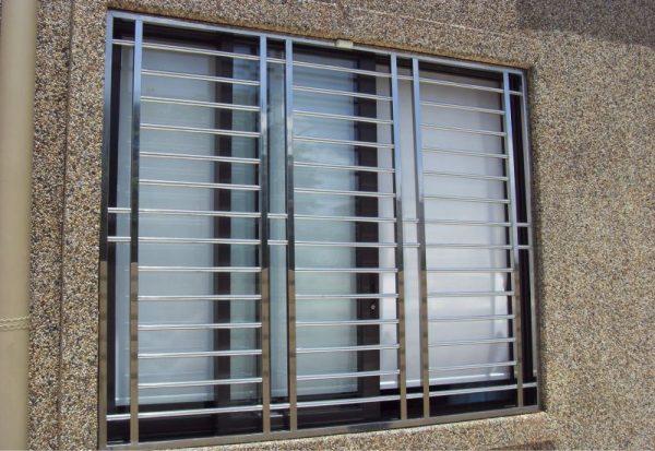 Teralis Jendela Murah - Jasa pembuatan Teralis Minimalis, Klasik, Modern